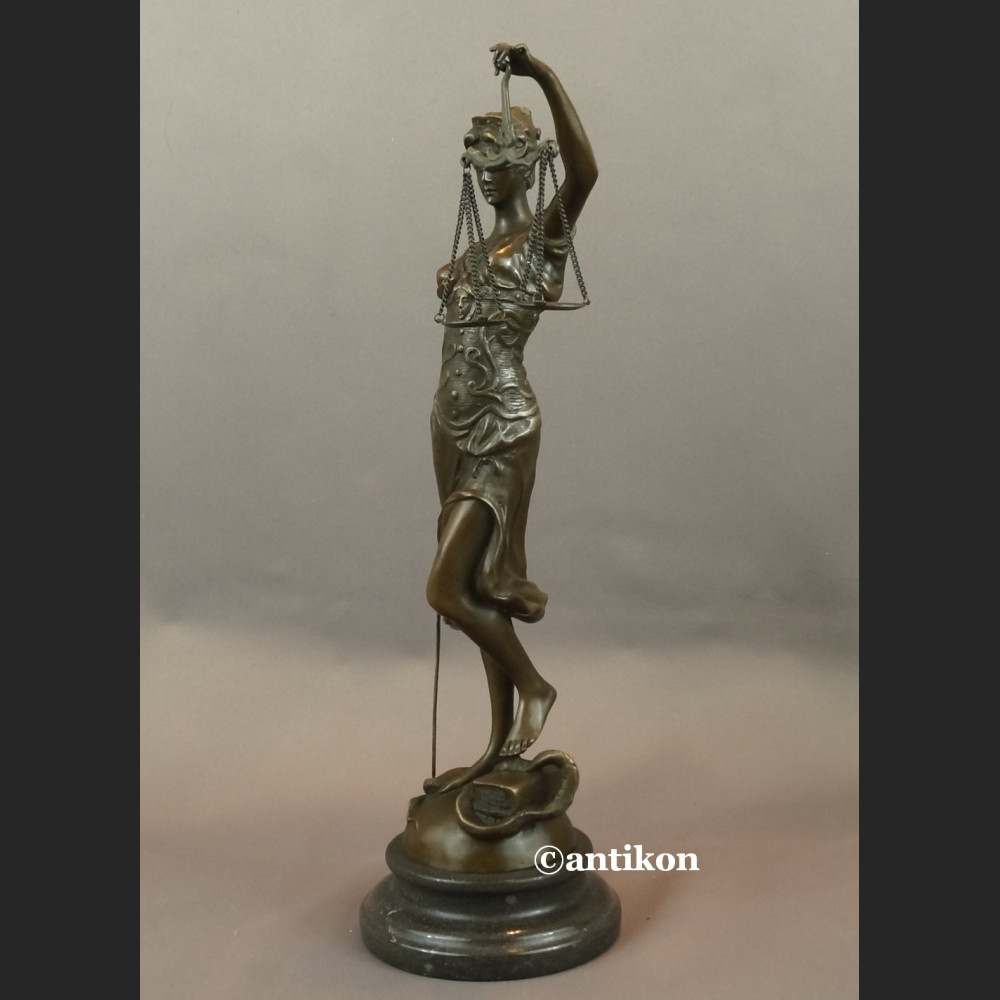 figurka Temidy sklep - Galeria Antikon